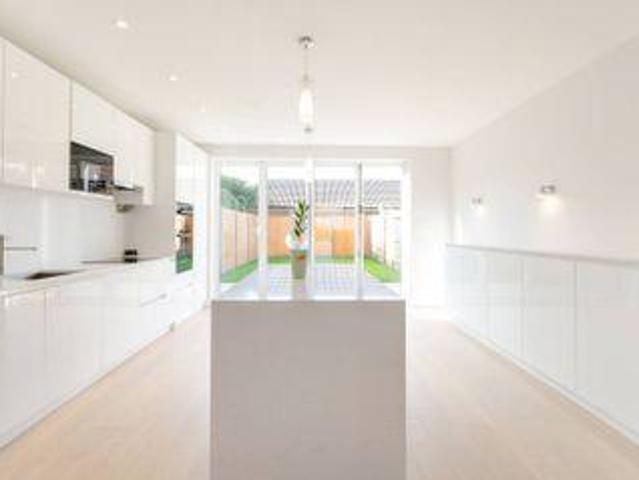 2 Bedrooms for sale in Akerman Road, Surbiton KT6