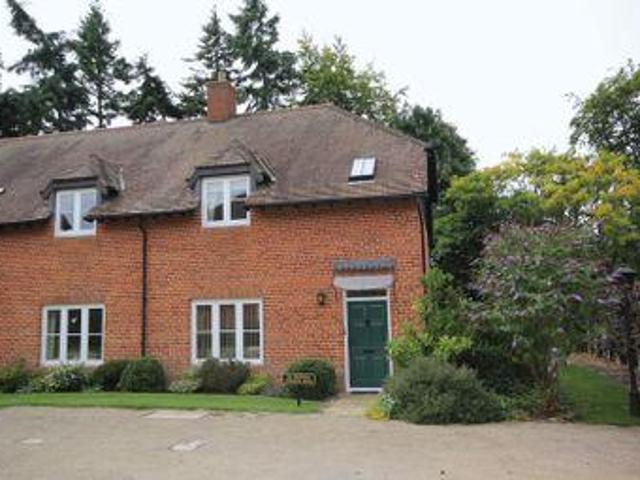 2 Bedrooms for sale in Badsworth Gardens, Newbury RG14