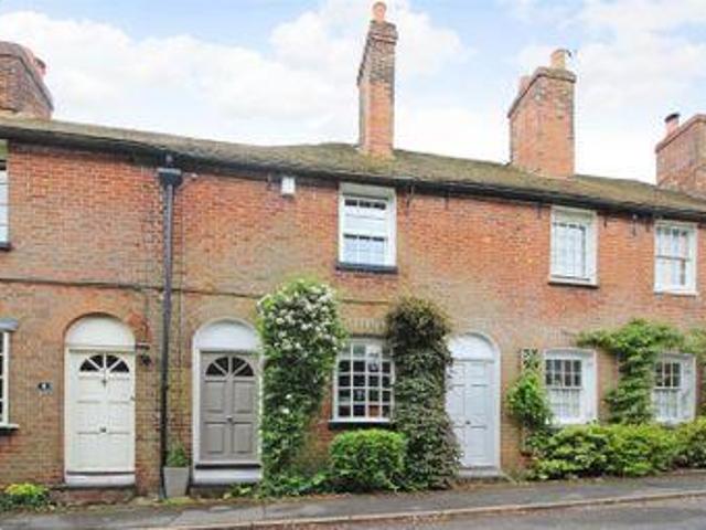 2 Bedrooms for sale in Bekesbourne Hill, Bekesbourne, Canterbury CT4