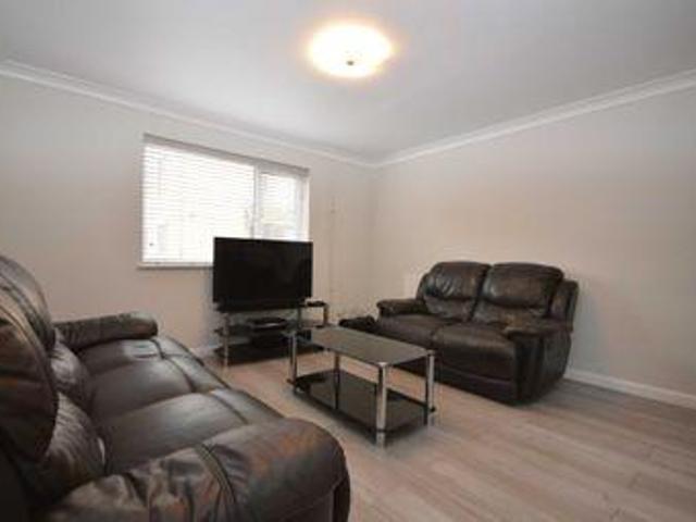 2 Bedrooms for sale in Bertrand Way, London SE28