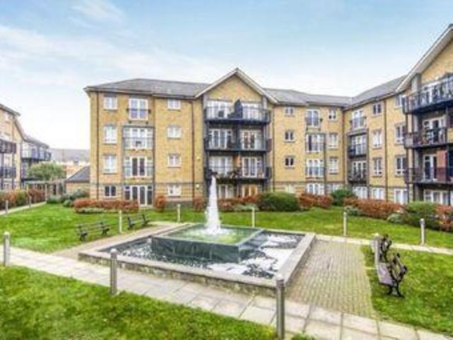 2 Bedrooms for sale in Chafford Hundred, Grays, Essex RM16