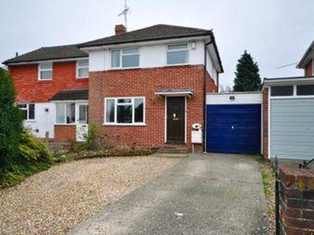 2 Bedrooms for sale in Cottesmore Road, Woodley, Reading RG5