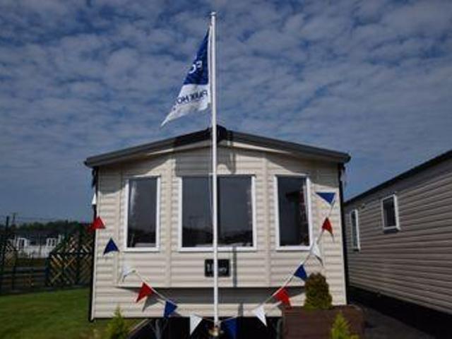 2 Bedrooms for sale in Eastbourne Road, Pevensey Bay, Pevensey BN24
