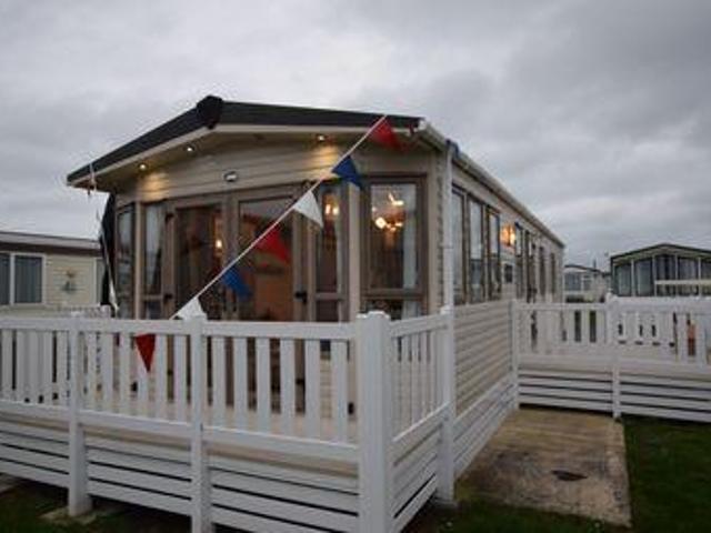 2 Bedrooms for sale in Eastbourne Road, Pevensey Bay, Pevensey BN24