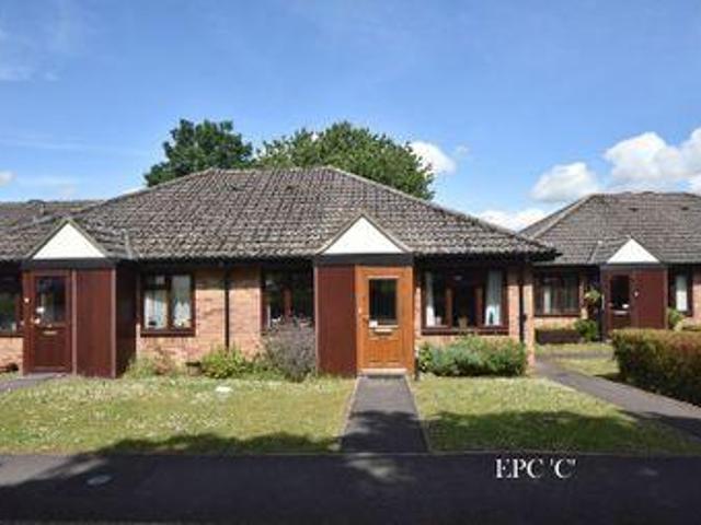 2 Bedrooms for sale in Eastland Road, Thornbury, Bristol BS35