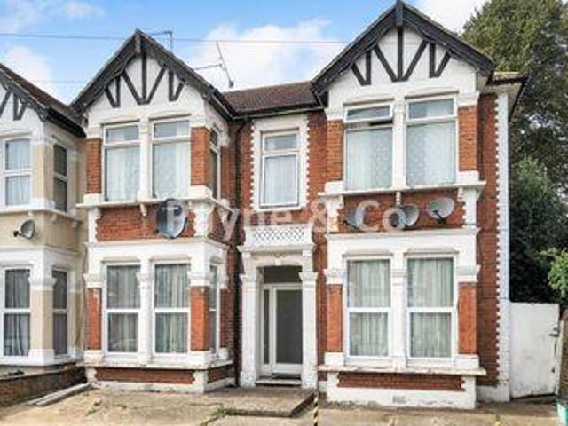 2 Bedrooms for sale in Endsleigh Gardens, Ilford IG1