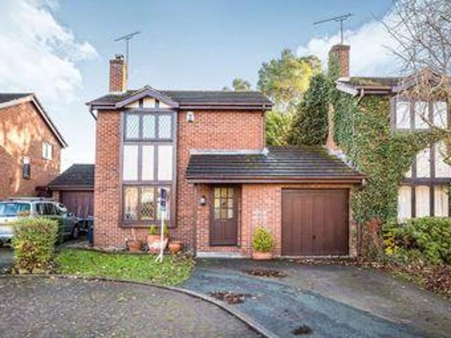 2 Bedrooms for sale in Fairmeadow, Pulford, Chester CH4