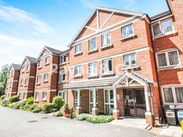 2 Bedrooms for sale in Heron Court, Ilford IG1