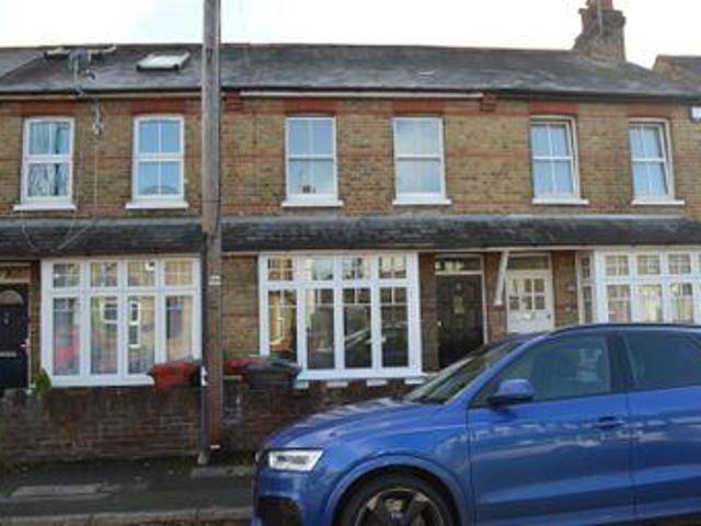 2 Bedrooms for sale in Kings Road, Slough SL1