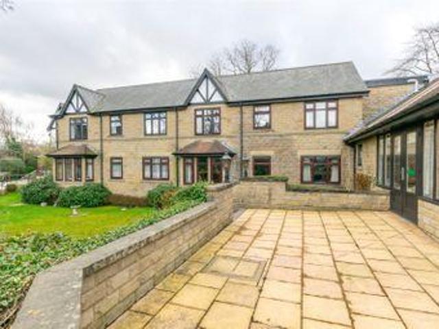 2 Bedrooms for sale in Richmond House, Street Lane, Leeds, West Yorkshire LS8