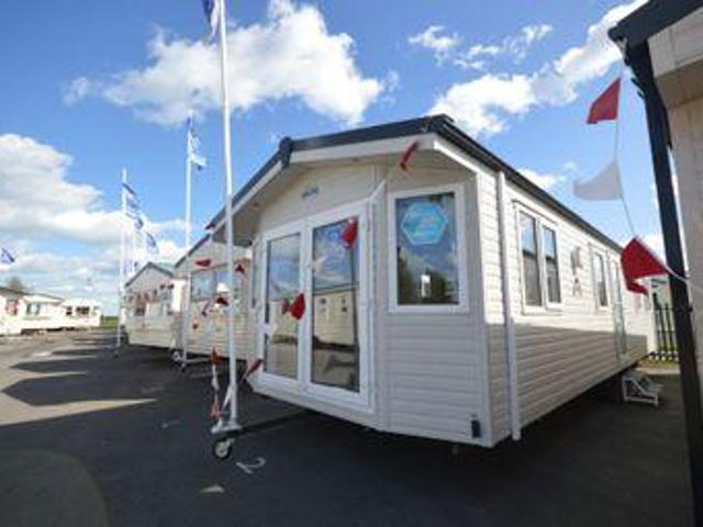 2 Bedrooms for sale in St. Johns Road, Whitstable CT5