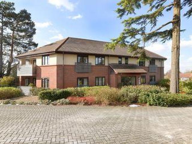 2 Bedrooms for sale in Strome Park, Washington Road, Storrington RH20