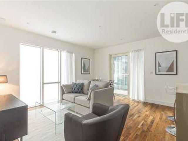 2 Bedrooms for sale in Trafalgar House, Battersea Reach SW18