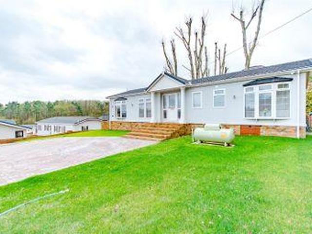2 Bedrooms for sale in Valley View, Pilgrims Retreat, Harrietsham, Maidstone ME17