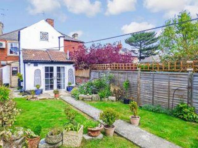 2 Bedrooms for sale in Westbourne Gardens, Trowbridge BA14