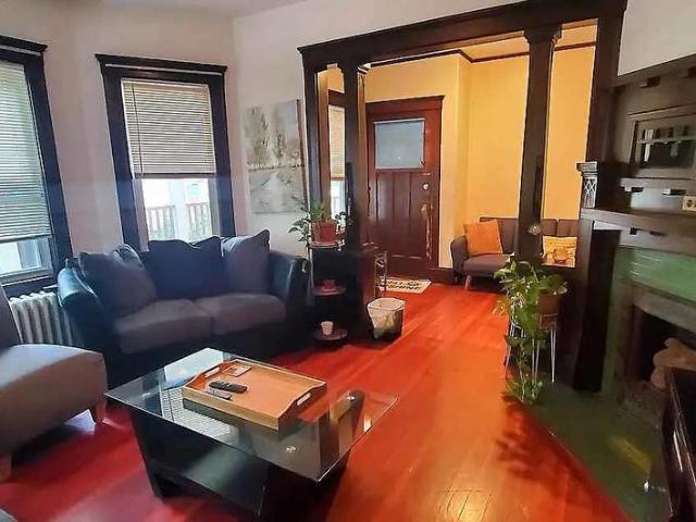 2 bedrooms in Jamaica Plain
