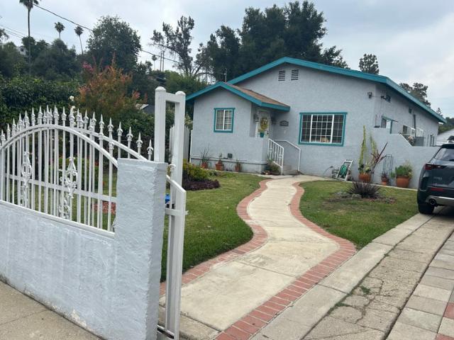 2 bedrooms lefts in highland park!