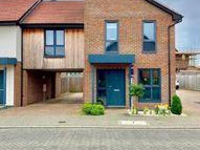 2 Bedrooms Link detached house for sale in Aiken Grange, Oakgrove, Milton Keynes MK10
