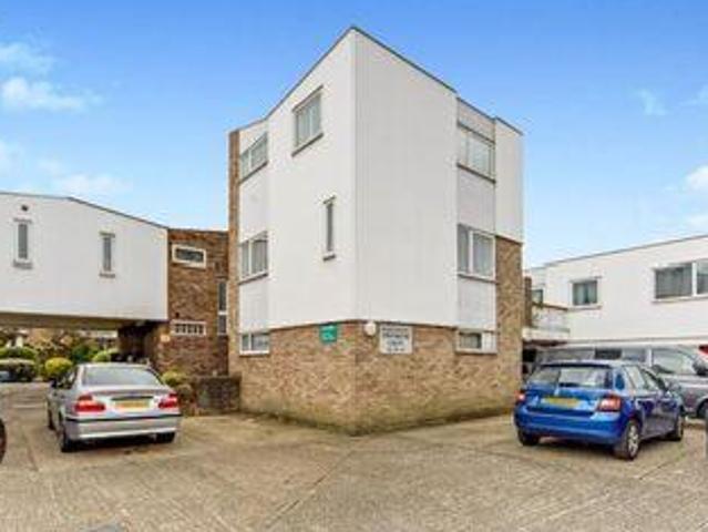 2 Bedrooms Link detached house for sale in Oranmore Court, Regency Walk, Shirley, Croydon CR0