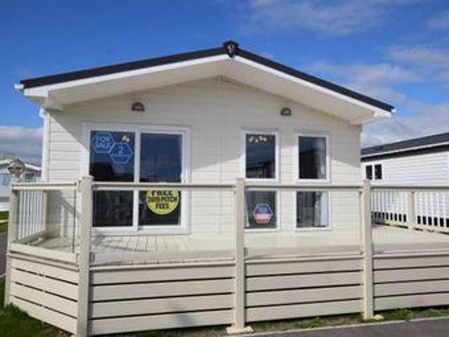 2 Bedrooms Lodge for sale in Eastbourne Road, Pevensey Bay, Pevensey BN24