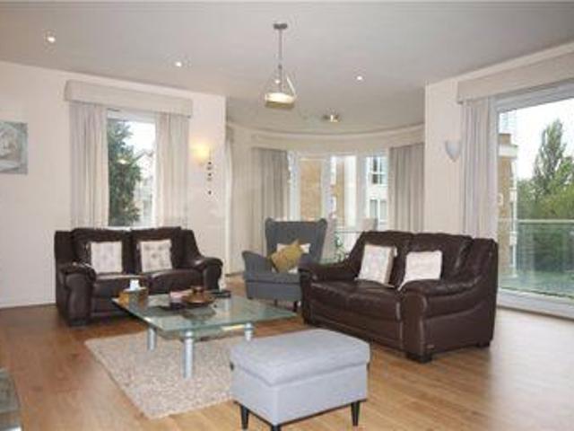 2 Bedrooms Parking/garage for rent in Terrano House, 40 Melliss Avenue, Richmond TW9