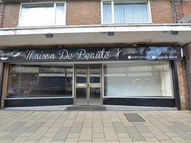 2 Bedrooms Retail premises for sale in The Square, Ferrybridge, Knottingley WF11