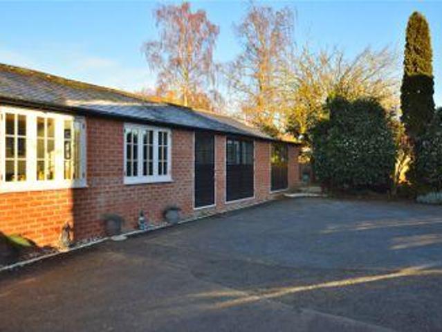 2 Bedrooms Semi detached bungalow for rent in Bentfield Causeway, Stansted CM24