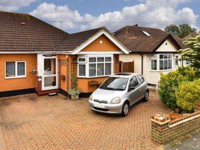 2 Bedrooms Semi detached bungalow for sale in Amis Avenue, Epsom, Surrey KT19
