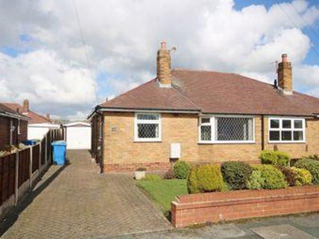 2 Bedrooms Semi detached bungalow for sale in Birchdale Road, Paddington, Warrington WA1