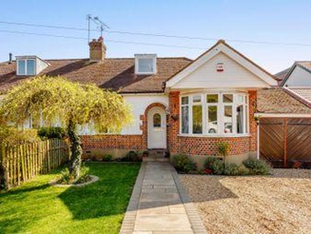 2 Bedrooms Semi detached bungalow for sale in Briarwood Drive, Northwood Hills, Northwood HA6