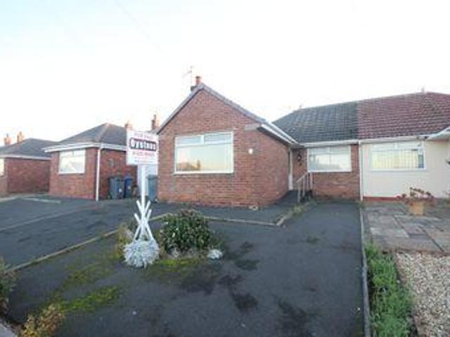 2 Bedrooms Semi detached bungalow for sale in Greenfield Road, Thornton Cleveleys FY5