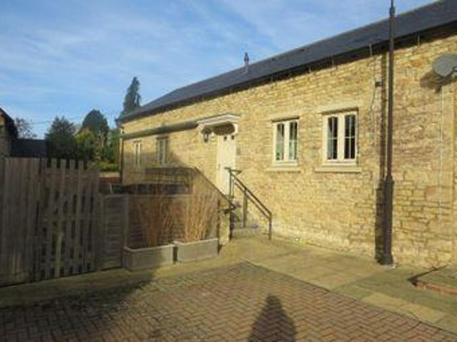 2 Bedrooms Semi detached bungalow for sale in Home Farm Close, Deanshanger, Milton Keynes MK19