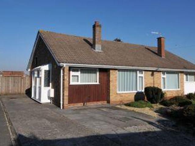 2 Bedrooms Semi detached bungalow for sale in Maplestone Road, Whitchurch, Bristol BS14