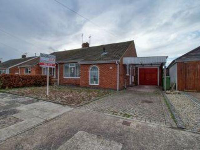2 Bedrooms Semi detached bungalow for sale in Melwood Grove, Acomb, York YO26