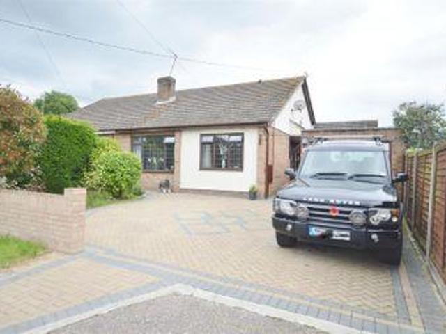2 Bedrooms Semi detached bungalow for sale in St. Osyth Road East, Little Clacton, Clacton On Sea CO16