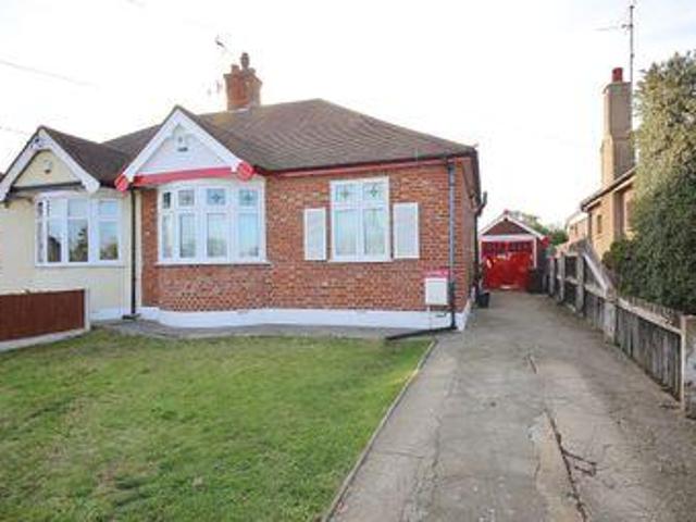 2 Bedrooms Semi detached bungalow for sale in Princess Margaret Road, Linford, Stanford Le Hope SS17