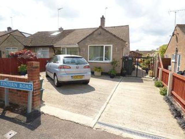 2 Bedrooms Semi detached bungalow for sale in Tintern Road, Tuffley, Gloucester GL4