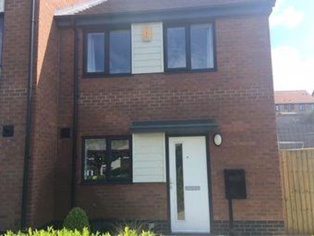 2 Bedrooms Semi detached house for rent in 150 Broomhouse Lane, Edlington, Doncaster. DN12