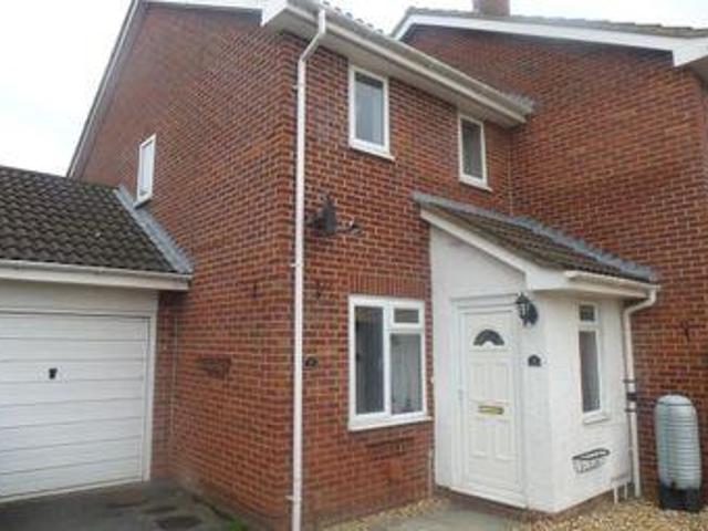 2 Bedrooms Semi detached house for rent in Collingbourne Close, Trowbridge BA14