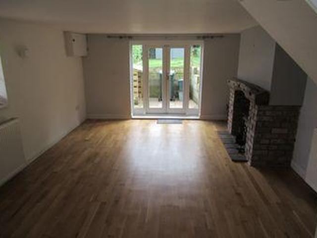 2 Bedrooms Semi detached house for rent in Church View Cottages, Church Street, Tarvin CH3