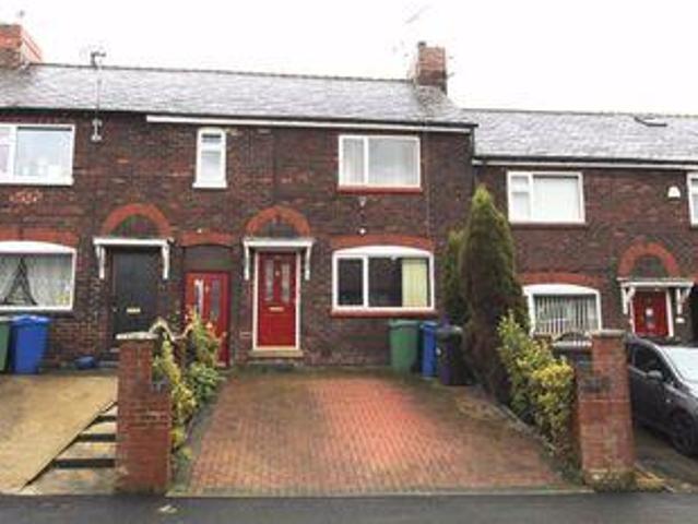 2 Bedrooms Semi detached house for rent in Cuckoo Lane, Prestwich, Prestwich Manchester M25