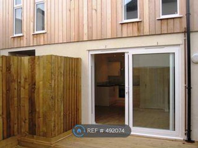 2 Bedrooms Semi detached house for rent in Ashley Down Road, Bristol BS7