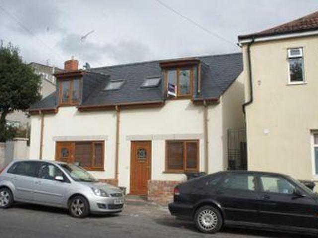 2 Bedrooms Semi detached house for rent in Beauley Road, Southville, Bristol BS3