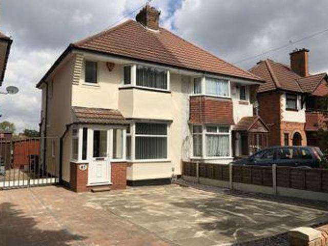 2 Bedrooms Semi detached house for rent in Groveley Lane, Birmingham B31