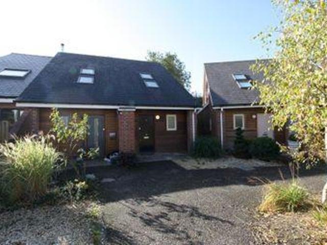2 Bedrooms Semi detached house for rent in Framlington Court, Libertus Road, Cheltenham GL51