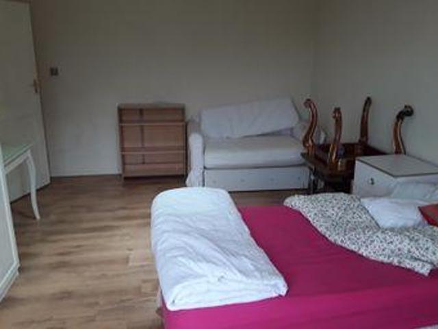 2 Bedrooms Semi detached house for rent in Friars Way, North Acton W3