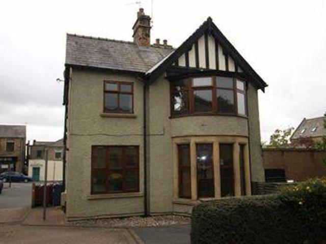 2 Bedrooms Semi detached house for rent in Hodder Street, Longridge, Preston PR3