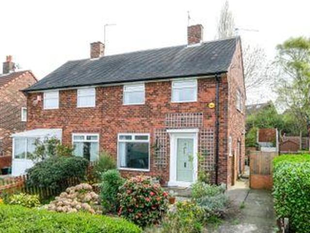 2 Bedrooms Semi detached house for rent in Half Mile Lane, Leeds, West Yorkshire LS13