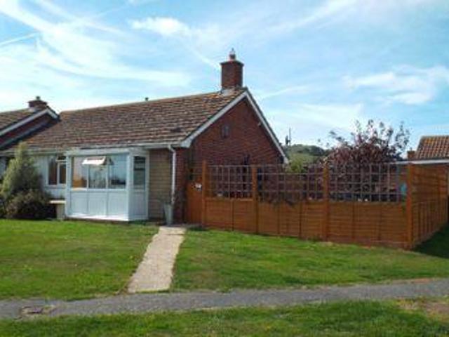 2 Bedrooms Semi detached house for rent in Hamlands Lane, Willingdon, Eastbourne BN22