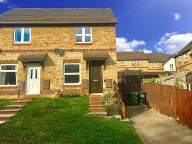 2 Bedrooms Semi detached house for rent in Heol Y Cadno, Thornhill, Cardiff CF14